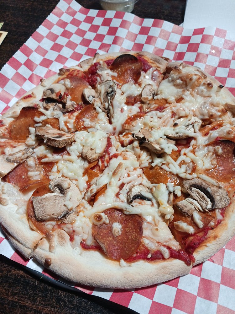 POPPY PIZZERIA - 26 Photos & 21 Reviews - 653 W Lancaster Blvd ...