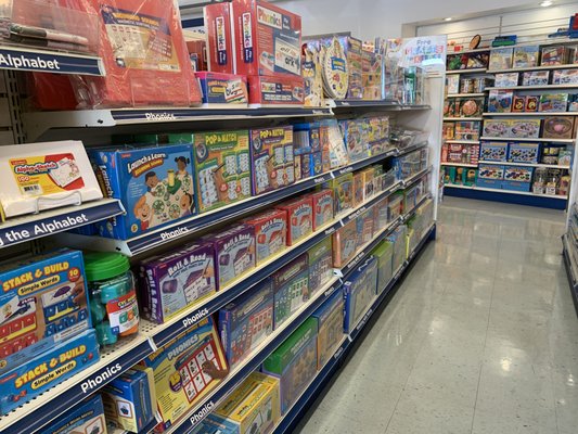 LAKESHORE LEARNING STORE - 63 Photos & 65 Reviews - 2695 E Dominguez St ...