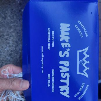 MIKE’S PASTRY - Updated July 2024 - 7719 Photos & 8994 Reviews - 300 ...