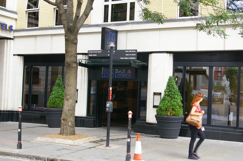 ISIS WHISKY BAR - Updated September 2024 - 8-10 Cooper's Row, London ...