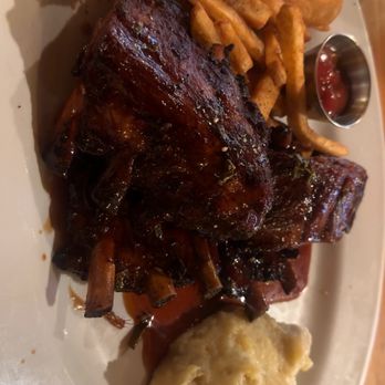 SUITE 100 RESTAURANT, BAR & LOUNGE - Updated October 2025 - 250 Photos ...