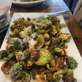 KIN WINDSOR - Updated February 2025 - 865 Photos & 870 Reviews - 740 ...