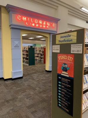 MESA PUBLIC LIBRARY - RED MOUNTAIN BRANCH - Updated November 2025 - 40 ...