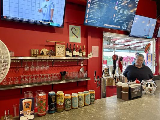 FIREHOUSE QUE & BREW - Updated December 2025 - 374 Photos & 610 Reviews ...