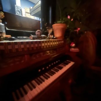 FORT GREENE - Updated October 2025 - 182 Photos & 76 Reviews - 321 E ...