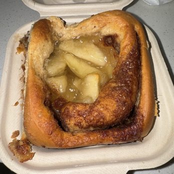 ROCKLIN DONUTS & CINNAMON - Updated December 2024 - 619 Photos & 581 ...