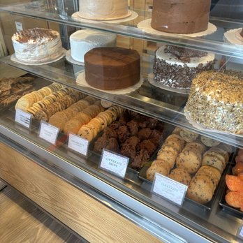 PETERS’ BAKERY - Updated December 2024 - 1992 Photos & 2499 Reviews ...