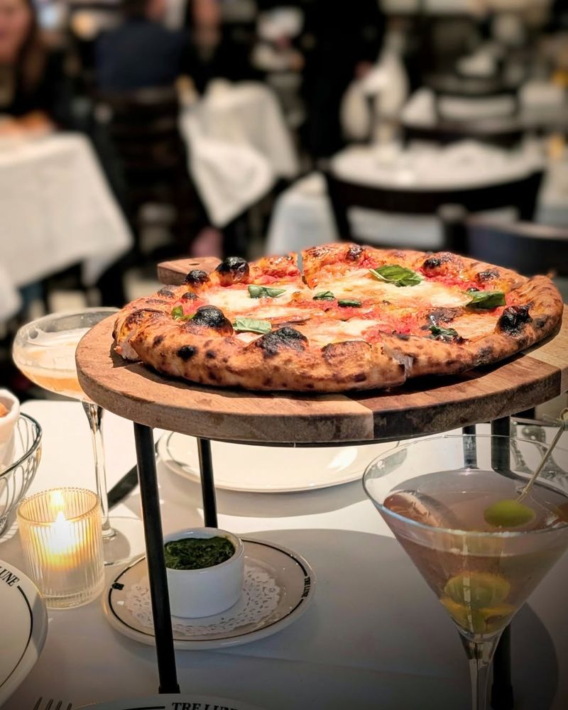 TRE LUNE - Updated September 2025 - 23 Photos & 15 Reviews - 911 N ...