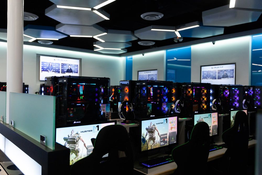 HUNTERM GAMING CENTER - Updated August 2024 - 65 Photos & 57 Reviews ...