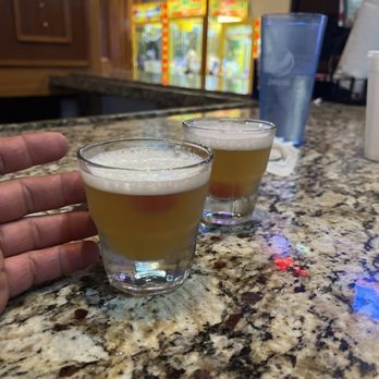 BREWINGZ RESTAURANT AND BAR - Updated October 2025 - 93 Photos & 220 ...