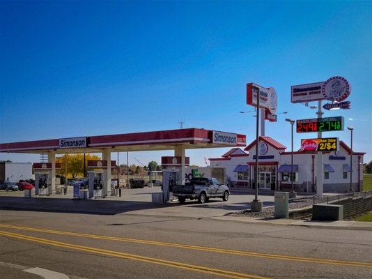 SIMONSON’S STATION STORE - NORTH DICKINSON - Updated July 2025 - 285 ...