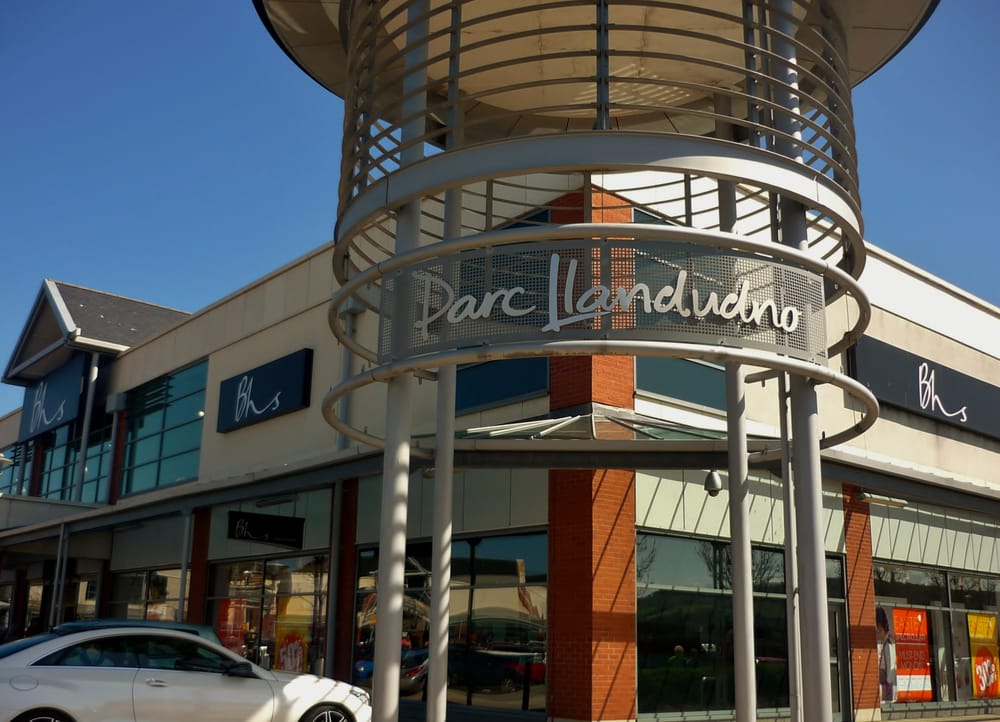 PARC LLANDUDNO - Parking - Mostyn Broadway, Llandudno, Conwy, United ...