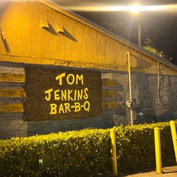 TOM JENKINS B-B-Q - Updated October 2025 - 511 Photos & 1119 Reviews ...