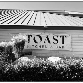 TOAST KITCHEN & BAR - Updated November 2024 - 2598 Photos & 2176 ...