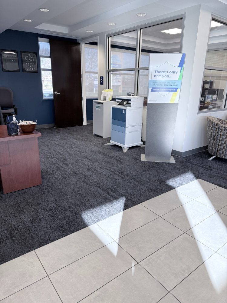 FIFTH THIRD BANK - Updated April 2025 - 981 Concord Pkwy S, Concord ...