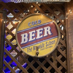 THE KNUCKLE SALOON - 102 Photos & 104 Reviews - Bars - 931 1st St ...