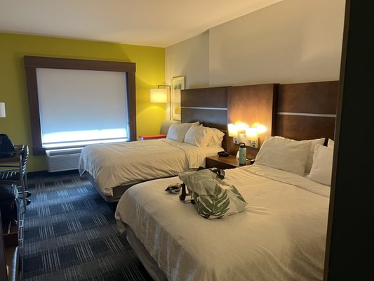 HOLIDAY INN EXPRESS & SUITES ROUND ROCK - AUSTIN N - Updated October ...