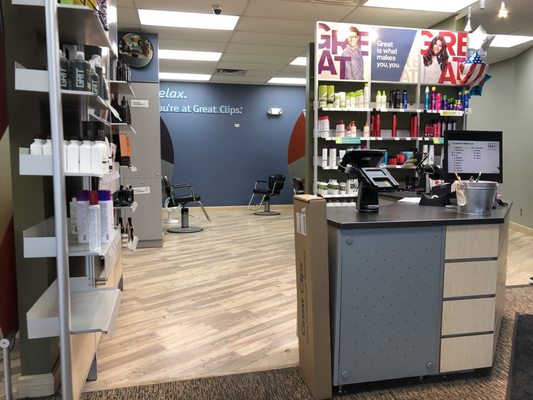 GREAT CLIPS - Updated May 2026 - 13 Reviews - 1405 Miller Trunk Hwy ...