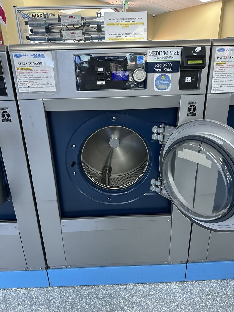 WAVEMAX LAUNDRY - Updated October 2025 - 10 Photos - 22275 Alessandro ...