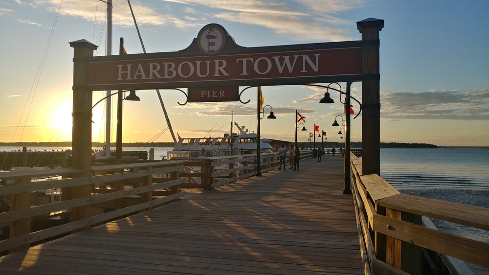 HARBOUR TOWN PIER - Updated December 2025 - 20 Photos - 149 Lighthouse ...