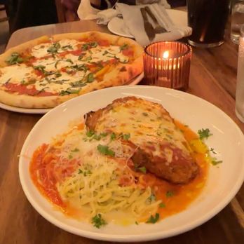 GIULIA - Updated July 2024 - 303 Photos & 165 Reviews - 215 S 4th St ...