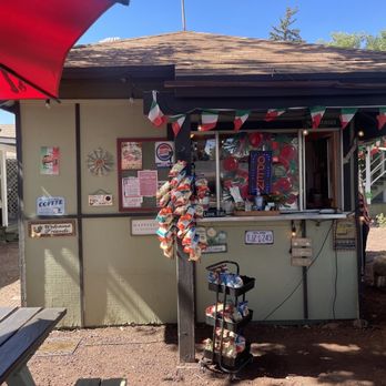 THE ITALIAN LADY OF PINETOP CANNOLI SHACK & KITCHEN - Updated March ...