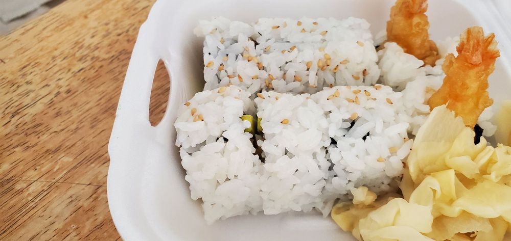 LUV FISH POKE - Updated December 2025 - 985 Photos & 862 Reviews ...