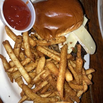 BANTAM PUB - Updated September 2025 - 338 Photos & 387 Reviews - 737 ...