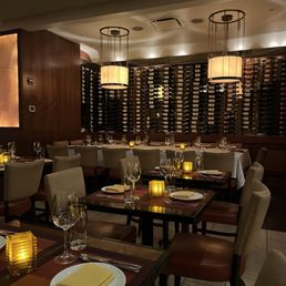 PERA MEDITERRANEAN BRASSERIE - Updated May 2025 - 504 Photos & 488 ...