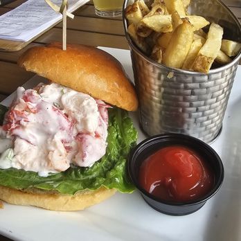 THE HOPS SPOT CLAYTON - Updated July 2025 - 150 Photos & 111 Reviews ...