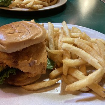 DOGPATCH RESTAURANT - Updated June 2025 - 83 Photos & 396 Reviews - 325 ...