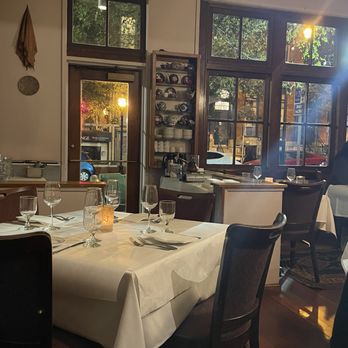 THE HELMAND - Updated September 2025 - 580 Photos & 788 Reviews - 806 N ...