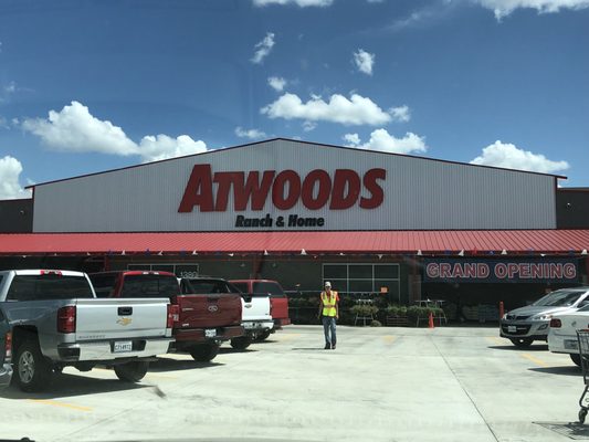 ATWOODS RANCH & HOME - Updated June 2025 - 11 Photos & 19 Reviews ...