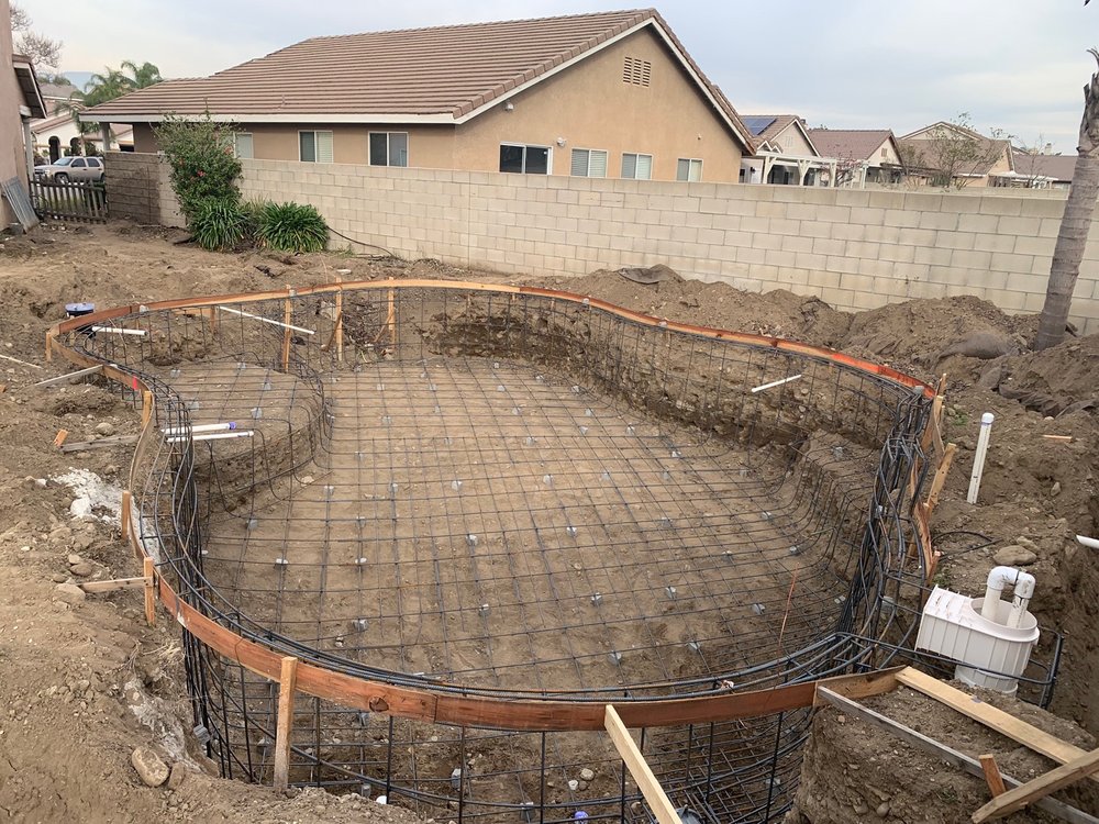 SWAN POOLS - Updated October 2025 - 26 Photos - 9625 Mignonette St ...