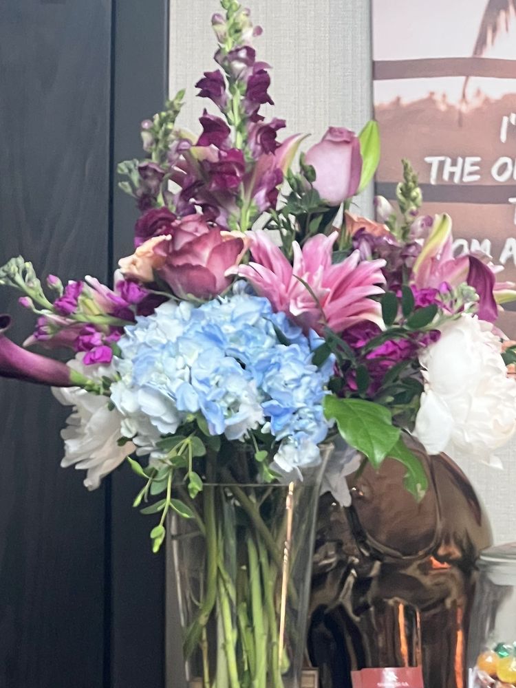 LUCILLE’S FLOWERS - Updated January 2026 - 10 Photos - 411 N Wilson ...