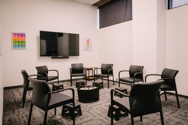 MEADOWS OUTPATIENT CENTER - Updated June 2026 - 33 Photos - 4700 S ...