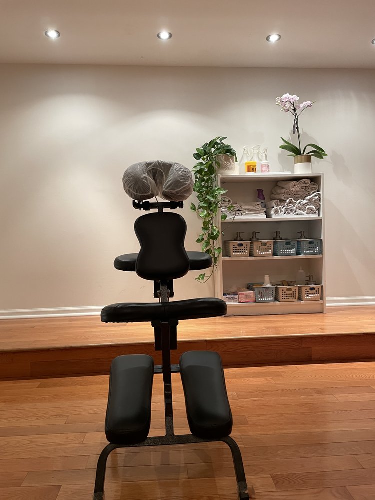 HERB & GEM SPA - Updated December 2025 - 21 Photos - 1117 S 11th St ...