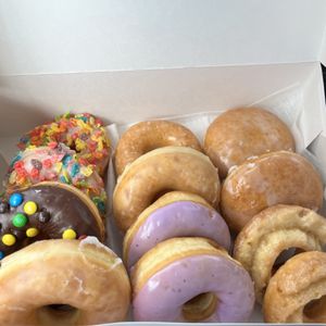 RI GUY’S DONUTS - Updated June 2025 - 17 Photos & 27 Reviews - 621 ...