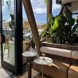 WAVERLY - Updated December 2025 - 1689 Photos & 1033 Reviews - 2005 San ...