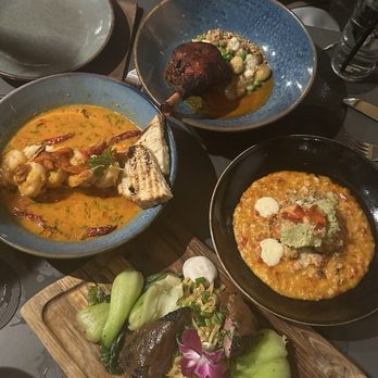 TRAVELER’S TABLE - Updated May 2024 - 5500 Photos & 1878 Reviews - 520 ...