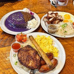 LUDI’S RESTAURANT & LOUNGE - Updated October 2025 - 1627 Photos & 654 ...