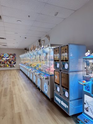 COZY CLAW - Updated November 2025 - 63 Photos & 43 Reviews - 743 S ...