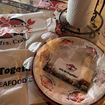 MR AND MRS CRAB - GRAND RAPIDS - Updated May 2025 - 93 Photos & 62 ...