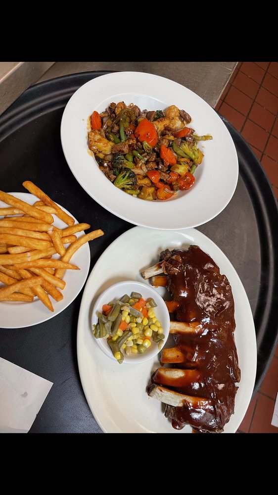 EDGAR FAMILY RESTAURANT - 127590 Opportunity Ln, Edgar, Wisconsin ...