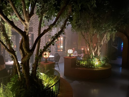 PLATFORM 18 AT CENTURY GRAND - Updated July 2024 - 981 Photos & 479 ...