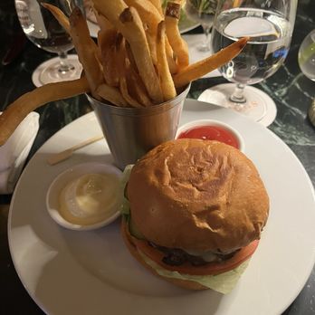 CAFÉ RIGGS - Updated February 2025 - 713 Photos & 296 Reviews - 900 F ...