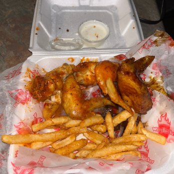 WINGBUCKET - Updated September 2024 - 554 Photos & 613 Reviews - 1200 ...