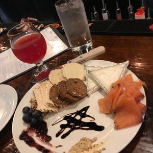 FINCH & FIFTH - 406 Photos & 325 Reviews - 379 Highland Ave, Augusta ...