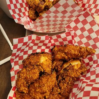 CM CHICKEN OF LOUISVILLE - Updated March 2025 - 201 Photos & 75 Reviews ...