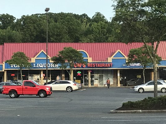 YUM’S RESTAURANT - Updated July 2024 - 43 Photos & 94 Reviews - 12635 ...